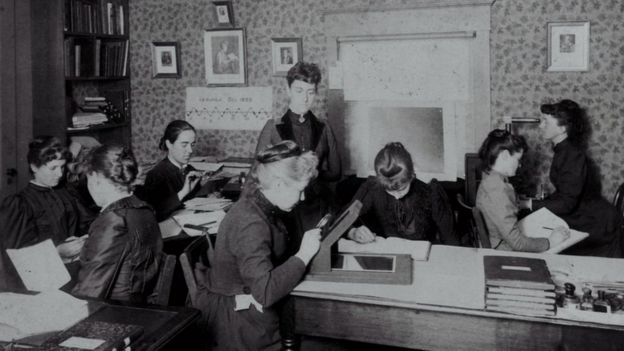 Unearthing the legacy of Harvard's female 'computers' - BBC News
