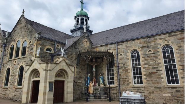 New tour of St Columba's Long Tower Church in Londonderry opens - BBC News