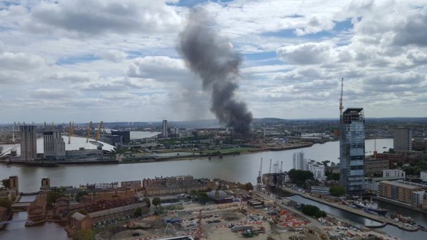 Greenwich blaze: Police investigating Studio 338 nightclub fire - BBC News
