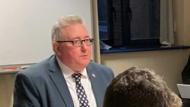 Thurrock Council finance officer Sean Clark resigns amid £469m debt - BBC News