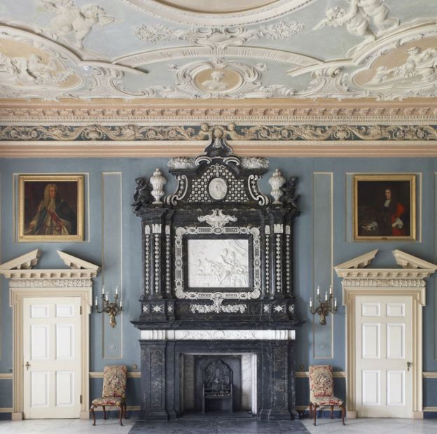 Clandon Park House to be partly restored after fire - BBC News