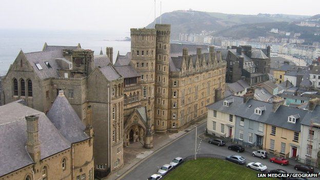 Aberystwyth University's Old College redevelopment a step closer - BBC News