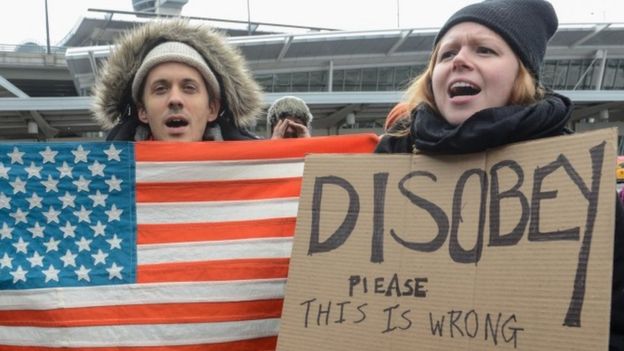 Us Refugee Ban Canadas Justin Trudeau Takes A Stand Bbc News