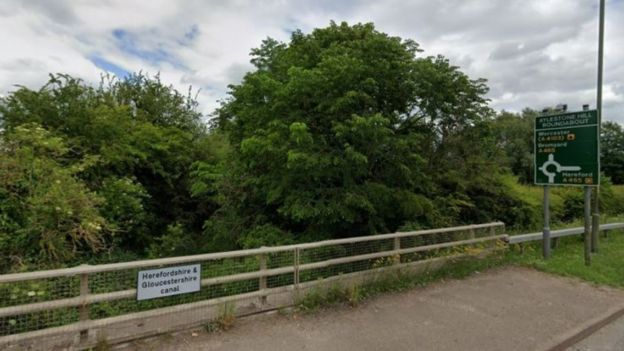 Old Hereford railway lines and canal beds could be repurposed - BBC News