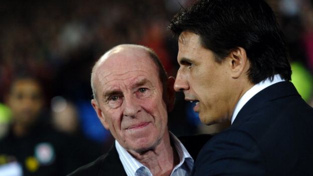 Euro 2016: 'Emotional day' for Gary Speed's dad - BBC News