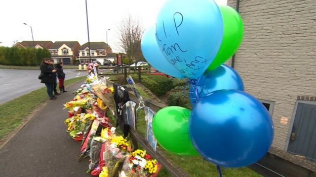 Tom Bell: Murder arrest after Doncaster pub shooting - BBC News