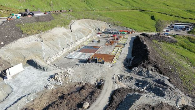The rollercoaster ride of Scotland's first gold mine - BBC News