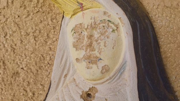 Mosul Christians: IS are 'grandsons of Satan' - BBC News