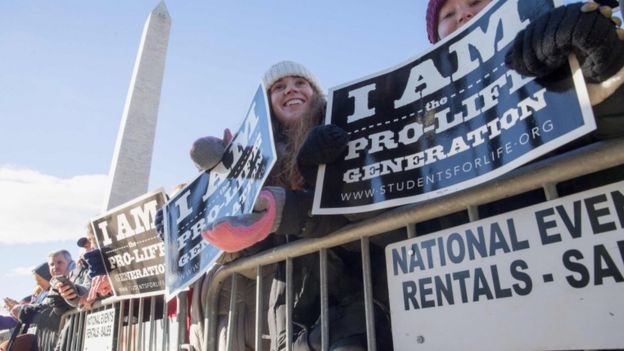 US anti-abortion activists rally in DC - BBC News