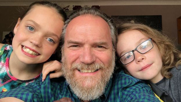 How a doodle a day helped me survive first year without my wife - BBC News