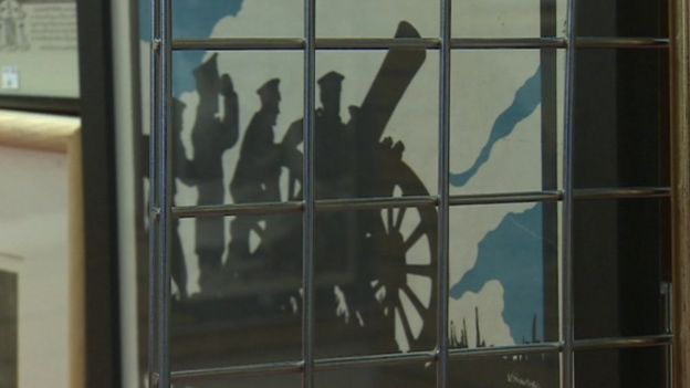 Welsh language WW1 poster sells for £440 at auction - BBC News