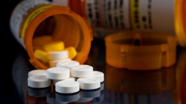 Drugs: Fake opioid selling will get worse - ex-addict - BBC News