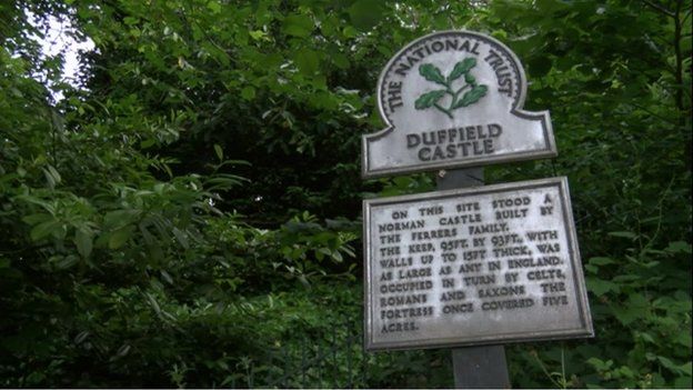 National Trust plans to 'rebuild' Duffield Castle walls - BBC News