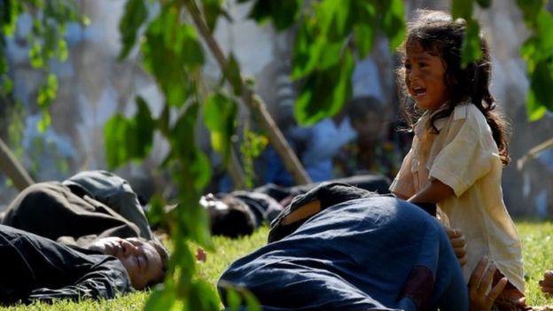 Cambodia re-enacts Khmer Rouge killings - in pictures - BBC News