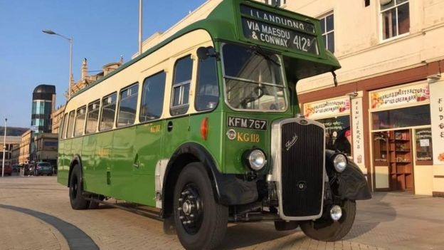 Valuable bus collection moves to Weston-super-Mare - BBC News