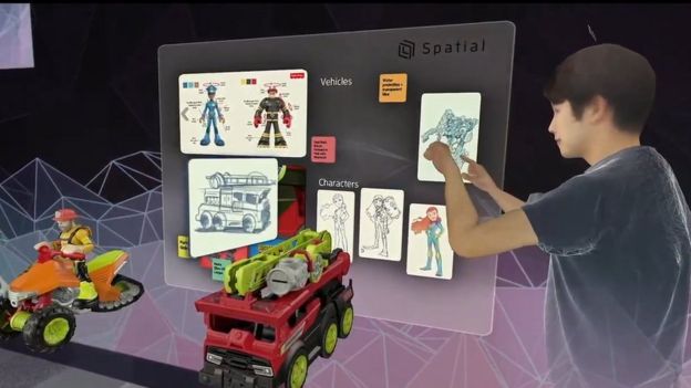 Microsoft HoloLens 2 augmented reality headset unveiled - BBC News