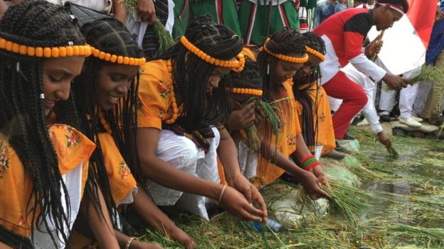 Irreecha: Sirna Irreechaa namoota jaha irraa hanga miiliyoona jahaatti ...