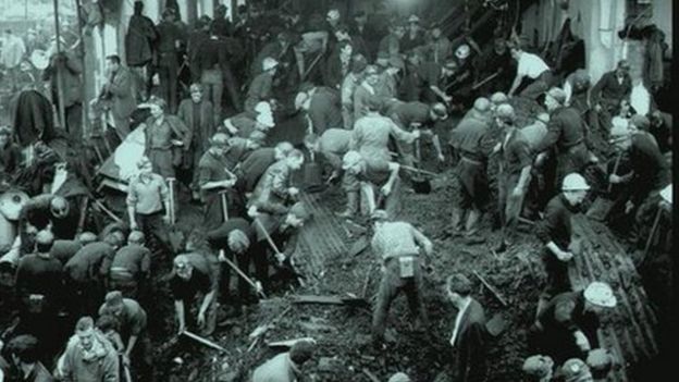 Aberfan disaster survivors speak publicly 50 years on - BBC News