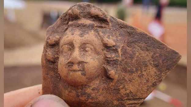 Roman silver fragment found in Diss baffles experts - BBC News
