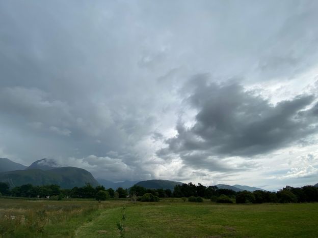Scotland weather: Summer storms bring thunder and lightning - BBC News