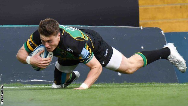 Tommy Freeman: England winger signs new Northampton Saints deal - BBC Sport