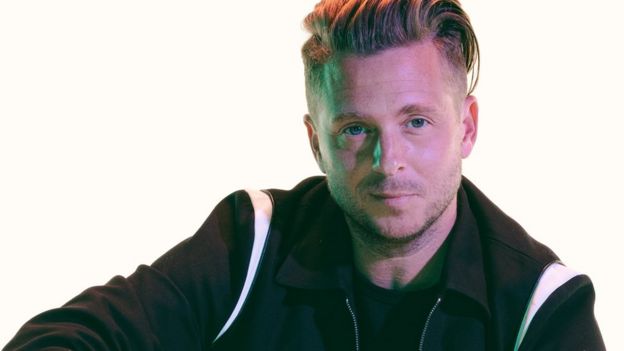 Ryan Tedder: Classic songs are strangling new music - BBC News