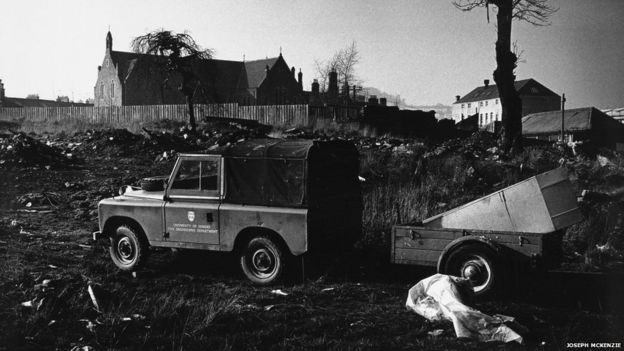 'Father of modern Scots photography' Joseph McKenzie dies - BBC News