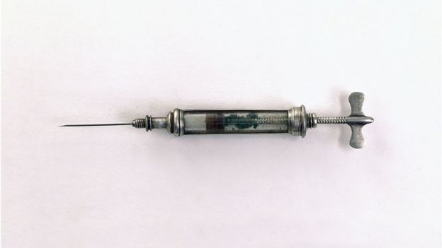 The invention that made mass vaccinations possible - BBC News
