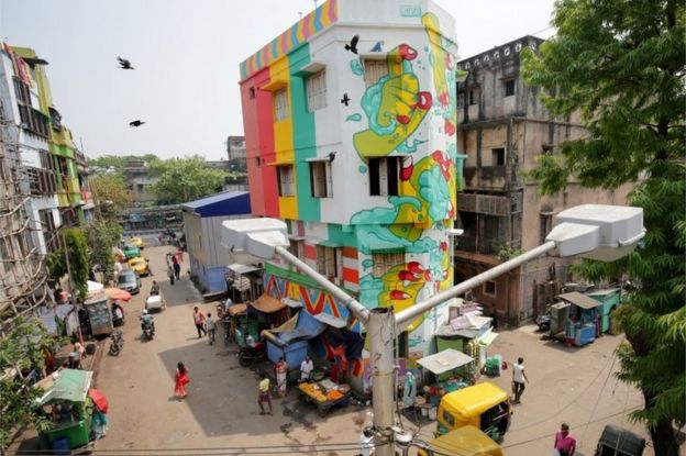 Asia 'biggest' red light district gets makeover - BBC News