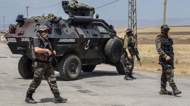 Turkey-PKK conflict: Eight killed in twin bomb blasts - BBC News