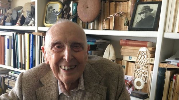 Daniel Cordier, from French Resistance hero to art dealer - BBC News