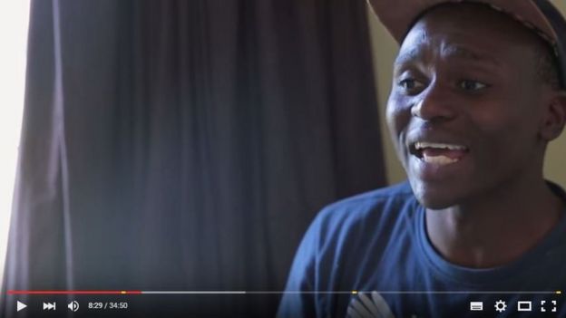 Why South African students want to be taught in English - BBC News