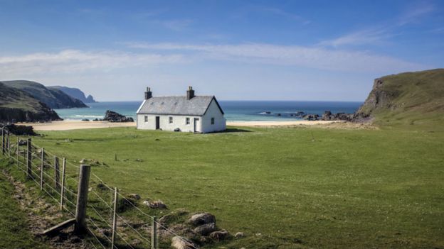 Bothy-bagging: Scotland's best-kept secrets revealed - BBC News