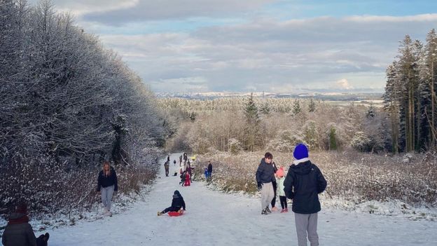 Your pictures of snowy scenes in Northern Ireland - BBC News