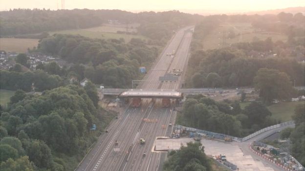 M27 motorway Romsey Road bridge work closure postponed - BBC News