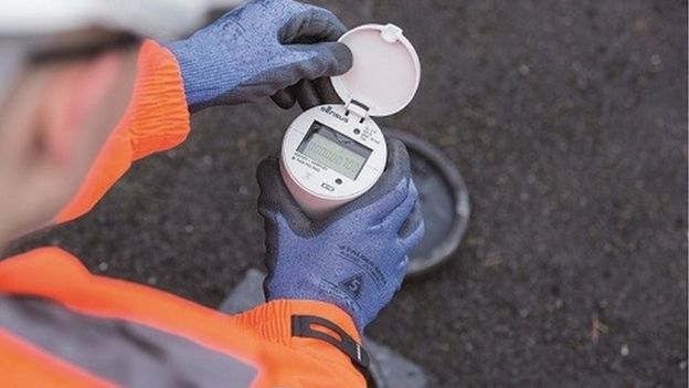 Compulsory water meters set to be fitted across Oxford - BBC News