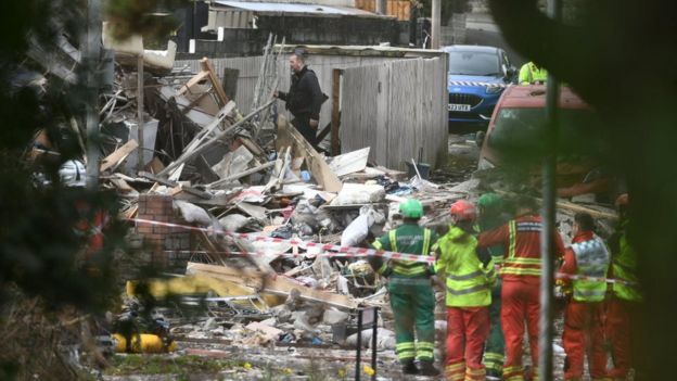 Swansea: Man named as Morriston explosion victim - BBC News