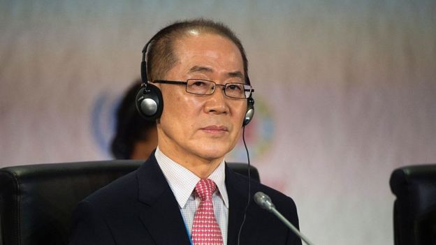 IPCC: Climate scientists consider 'life changing' report - BBC News