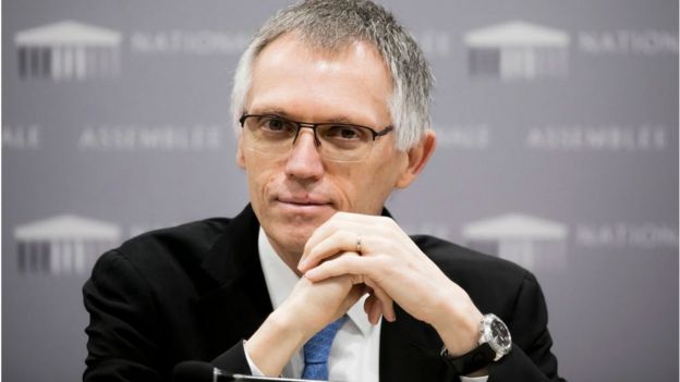 Vauxhall owner Stellantis to invest €30bn in electric vehicles - BBC News