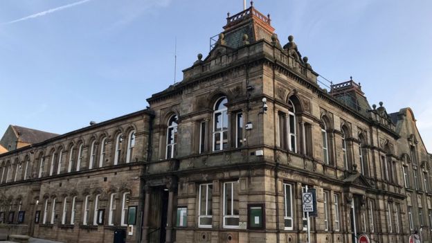 Nelson town plan makes Pendle Rise shopping centre revamp top priority ...