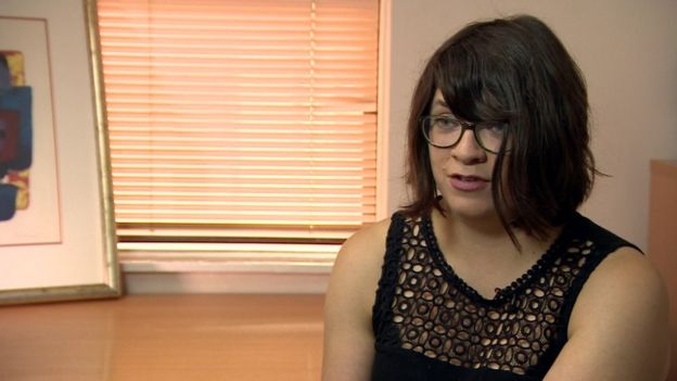 Autism in women 'significantly under-diagnosed' - BBC News