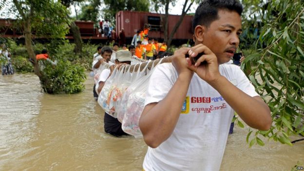 Myanmar floods: More than 20 die and many displaced - BBC News