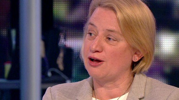 Greens' Natalie Bennett defends leadership after elections - BBC News