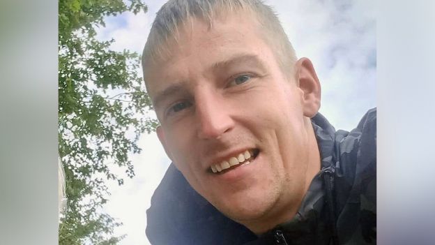 Family 'devastated' after motorcyclist killed in Fife crash - BBC News