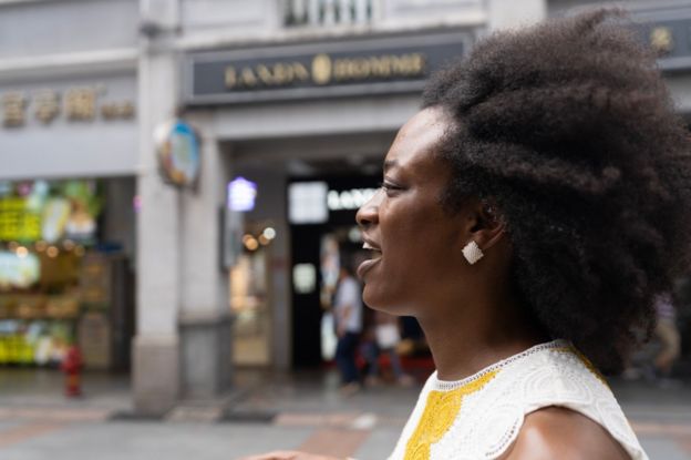 'How George Floyd's death changed my Chinese students' - BBC News