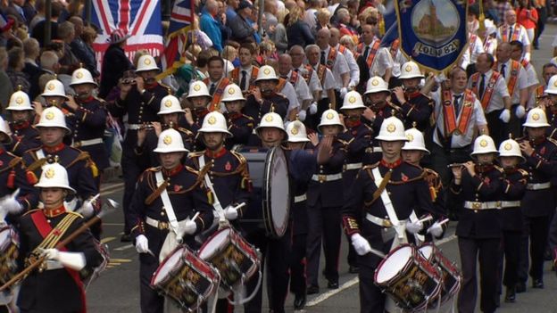 The Twelfth: Thousands march in Orange Order parades - BBC News
