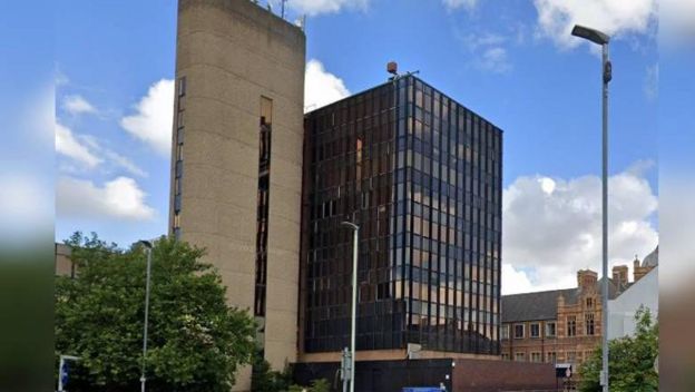 Darlington's tallest building demolition in doubt - BBC News