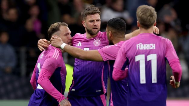 Scotland Men's Football Team - BBC Sport