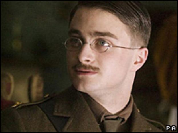 Daniel Radcliffe 'to star in World War I drama' - BBC News