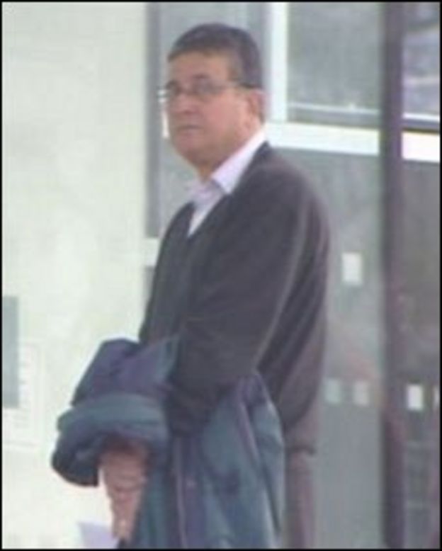 Mold festival fraudster does not have to repay £66,653 - BBC News